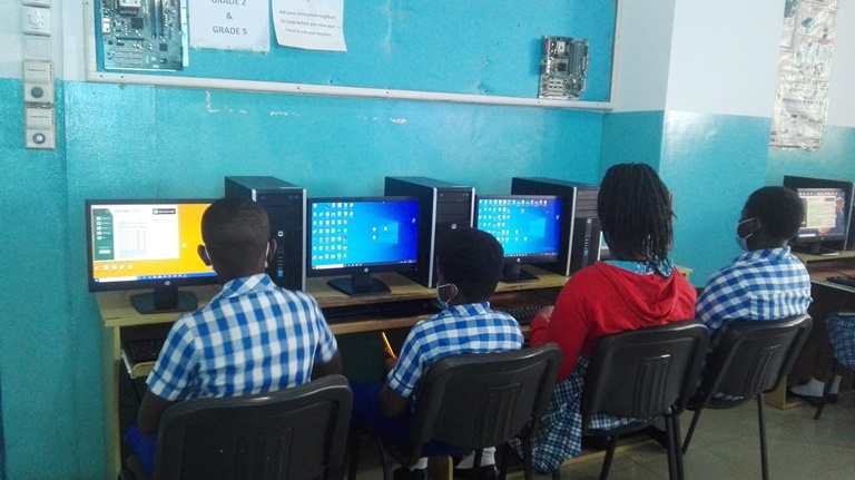 Computer Laboratory - Startrite Montessori School