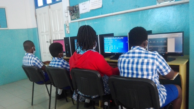 Computer Laboratory - Startrite Montessori School