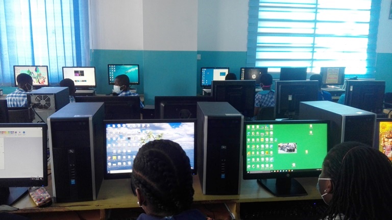 Computer Laboratory - Startrite Montessori School