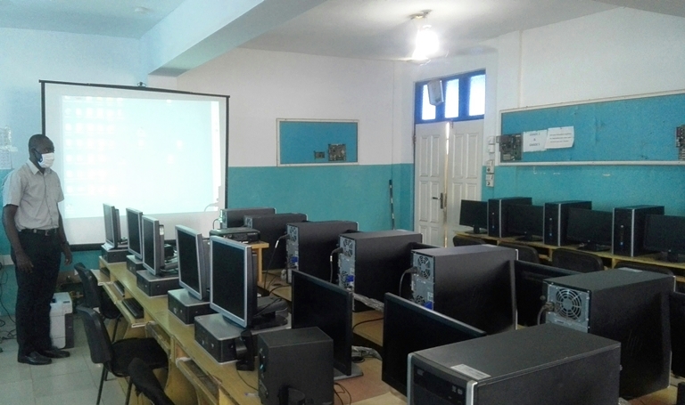 Computer Laboratory - Startrite Montessori School