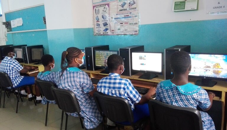 Computer Laboratory - Startrite Montessori School